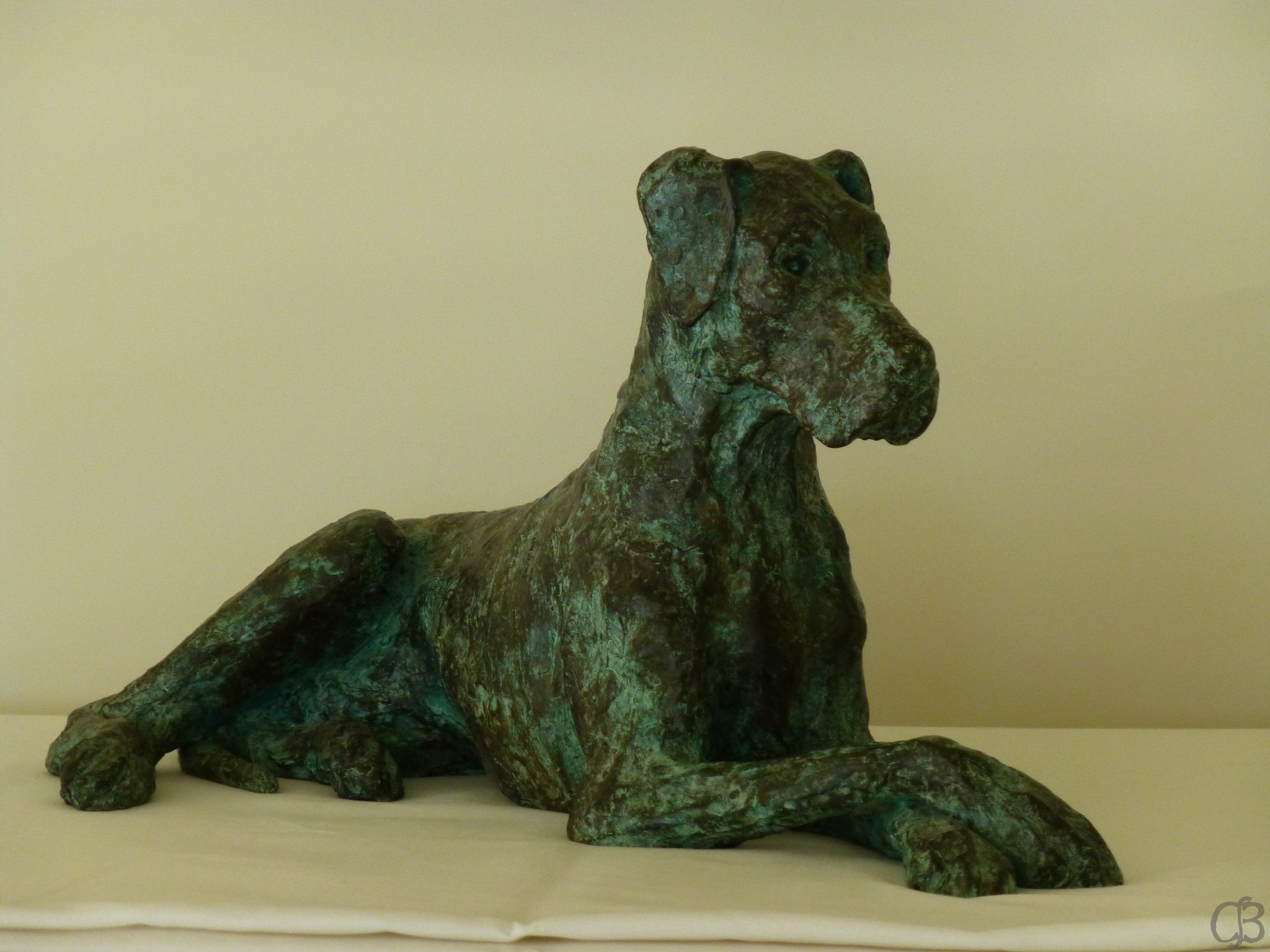 Caroline Barnett – Sculptures in bronze, ceramics and metal resins